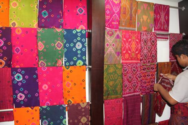 Motif Endek dan Songket Buleleng | Kecamatan Buleleng